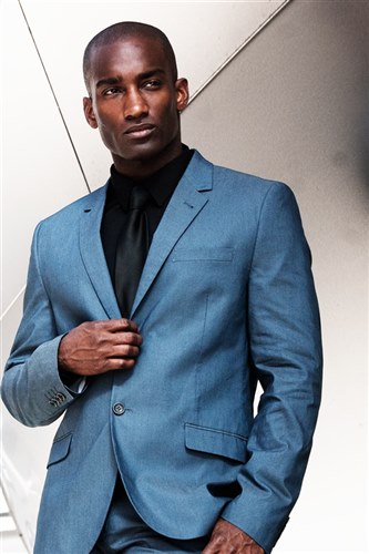 Darius Dio suit – Cindy Romano